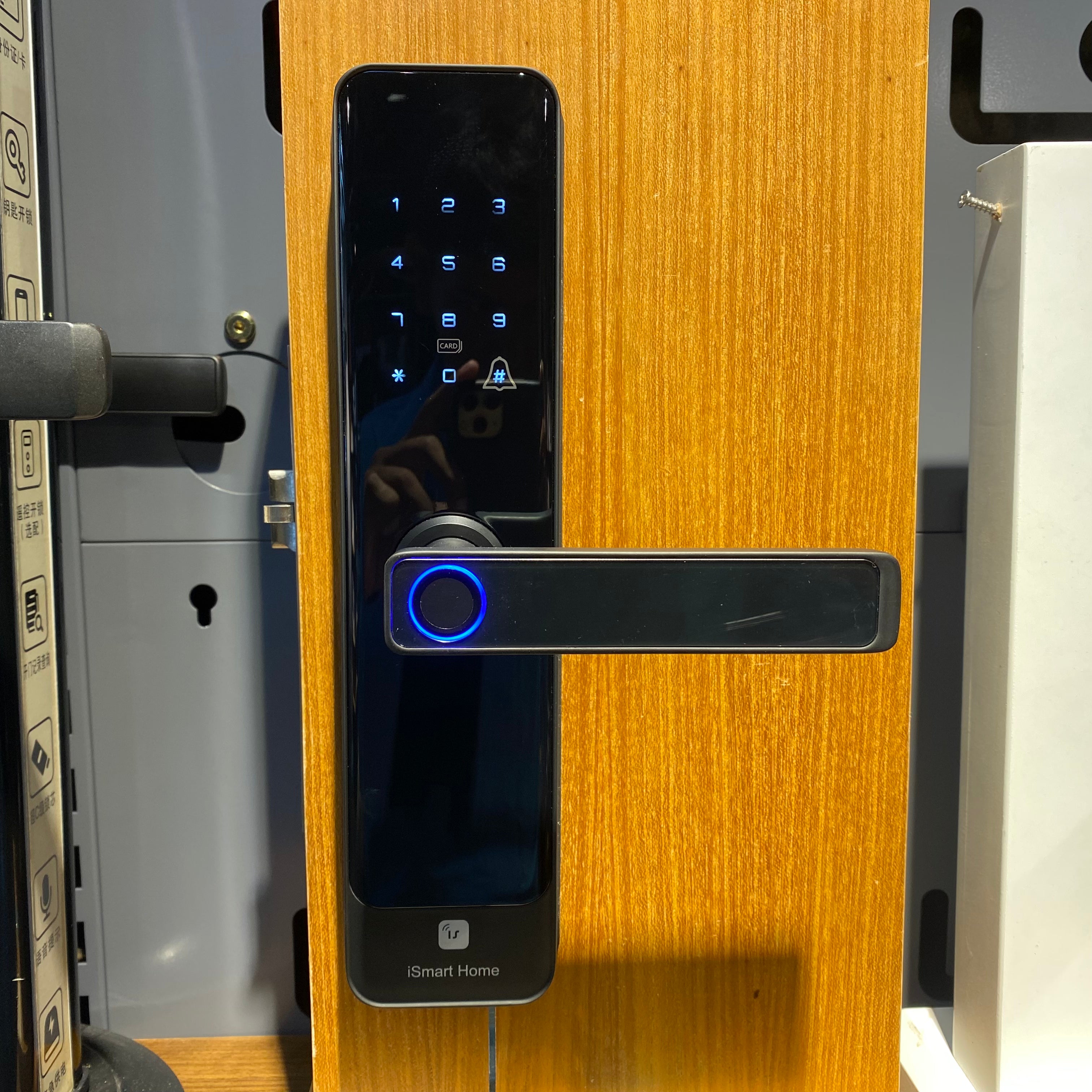 iSmart Home Doorlock Model Z70 – ismart9.com
